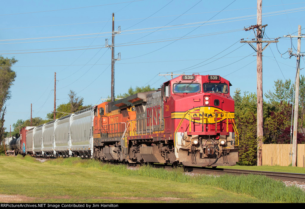 BNSF 539 North